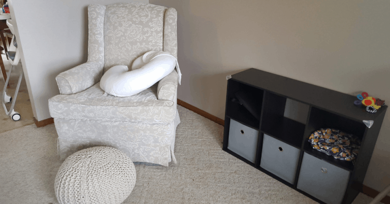 How to Set Up the Perfect Nursing Station - planningforkeeps.com